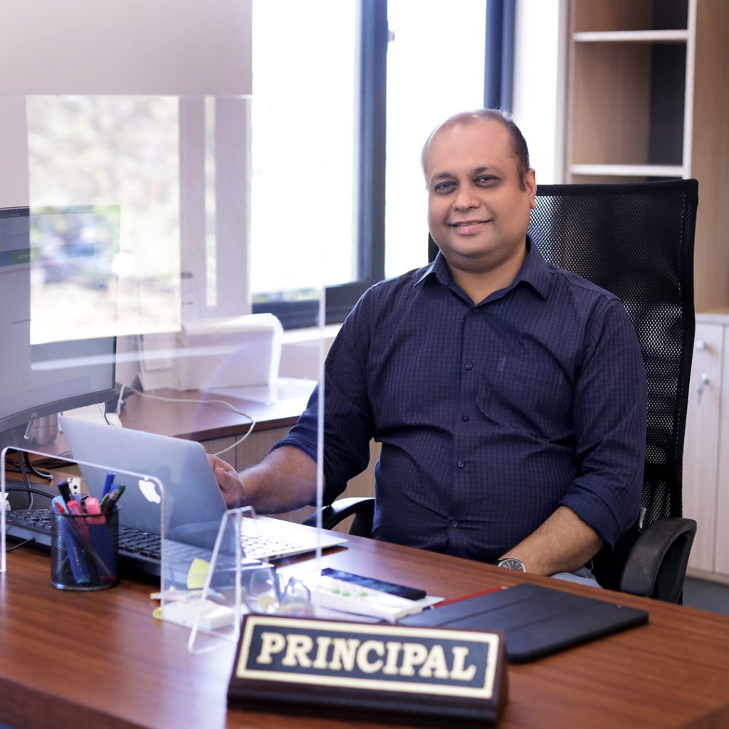 principal – MES DENTAL COLLEGE